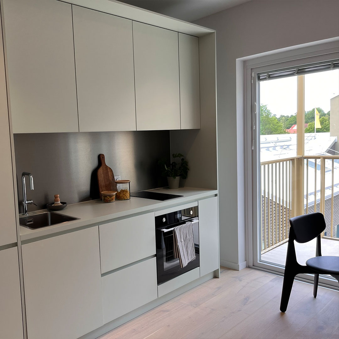 B2B en | Nya möblerade hyreslägenheter nära Stockholm